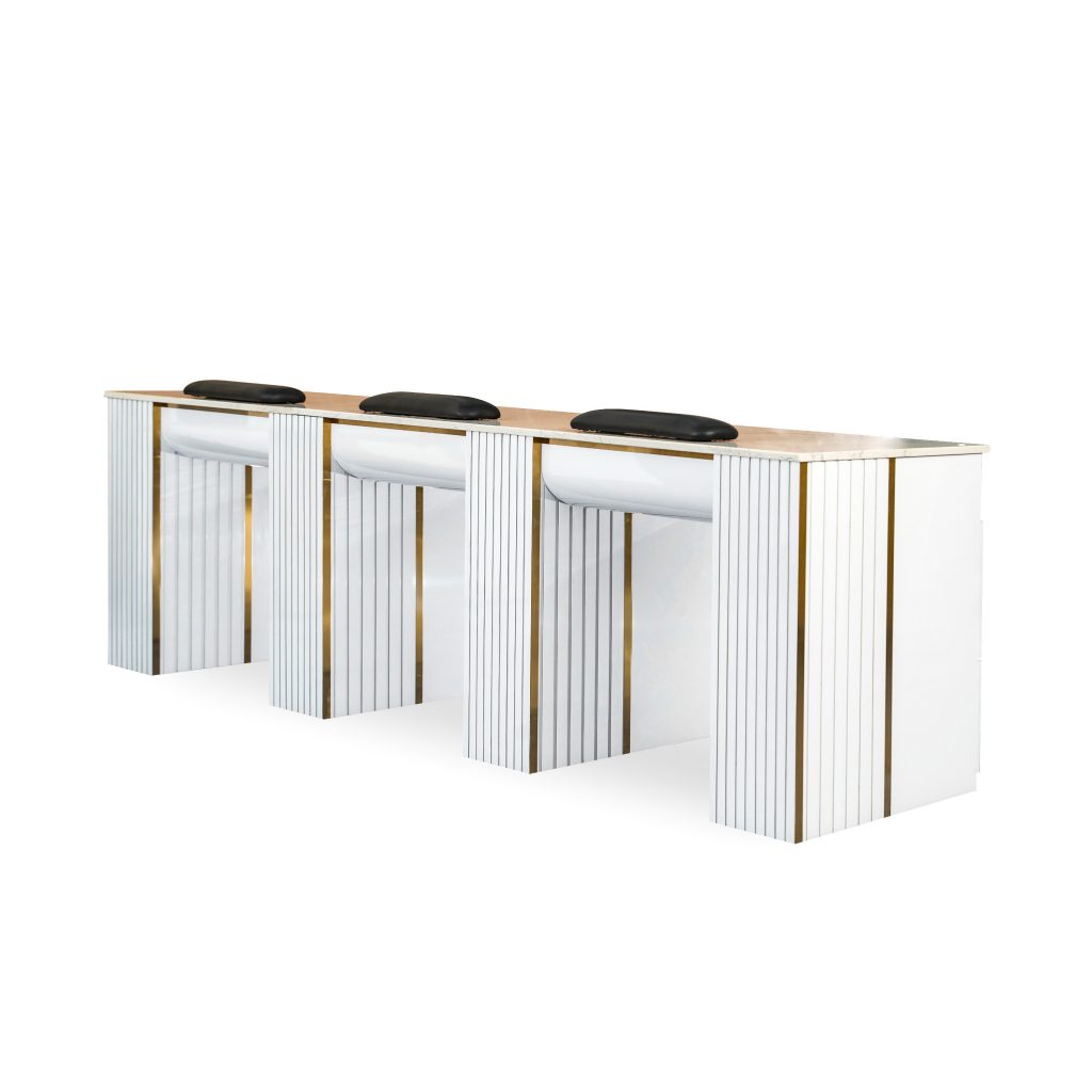 Le Cinq Triple Table | The T-SPA Collection